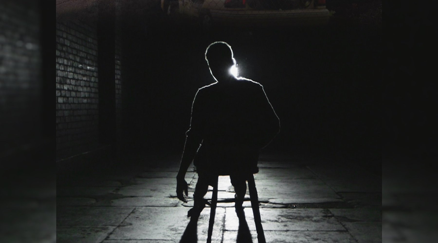 Episode 162 : The Strange Death of Philip Shue – Theories of the Third Kind